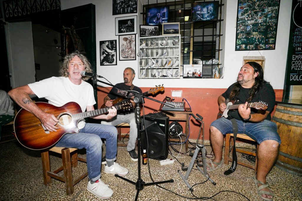 Seán Mackey y Albert Oliva, en el escenario de Racó Verd - Sant Josep ...