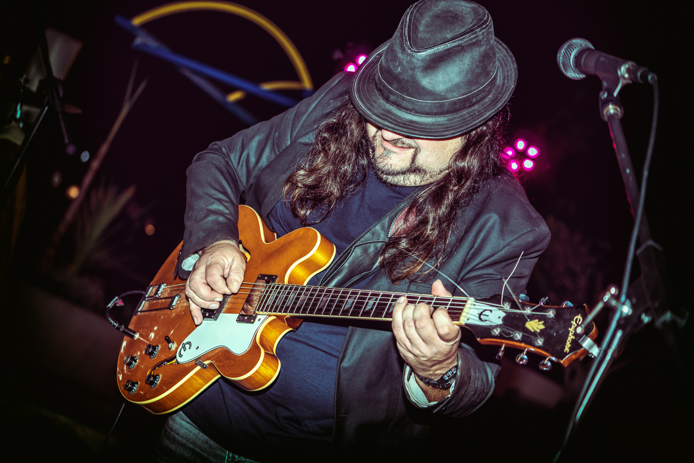 Nou concert del cantant i guitarrista Albert Oliva, a l’asado de Casa ...